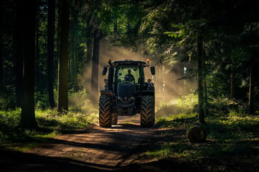 Nokian Tyres complete wheels for forestry machines / Nokian Tyres